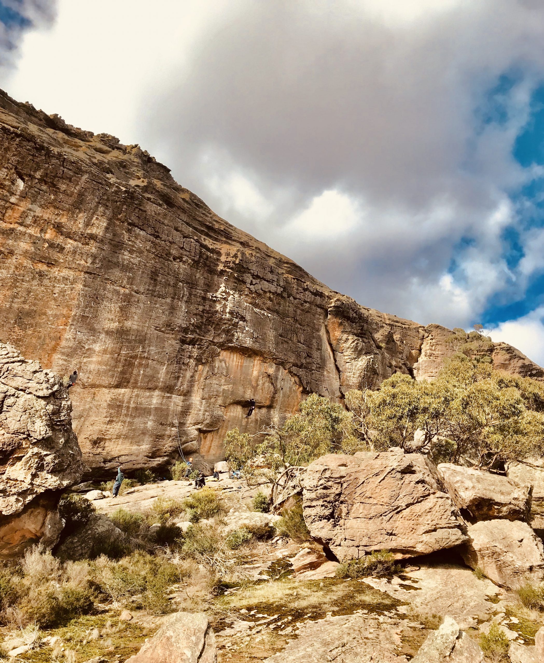 Between the Second and the Third – Borcho