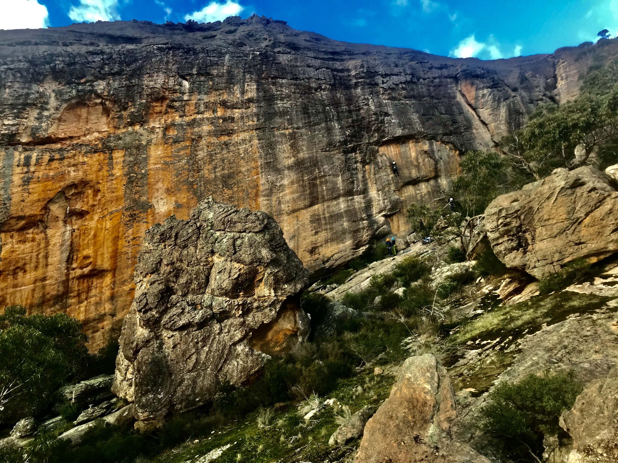 Between the Second and the Third – Borcho